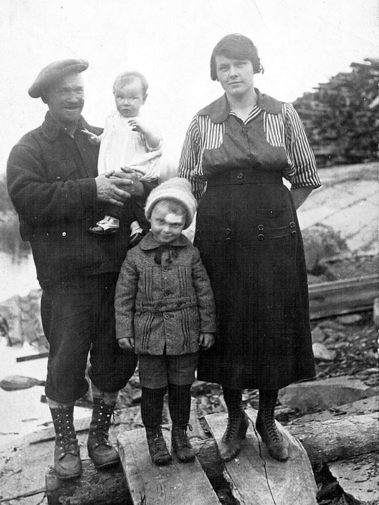 Hass Family Pictures – French River – Our Family Histories